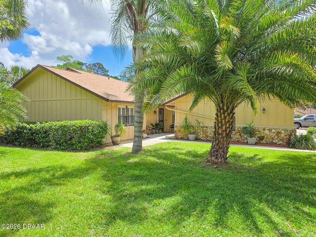 100 Sea Pines Cir, Daytona Beach, FL 32114