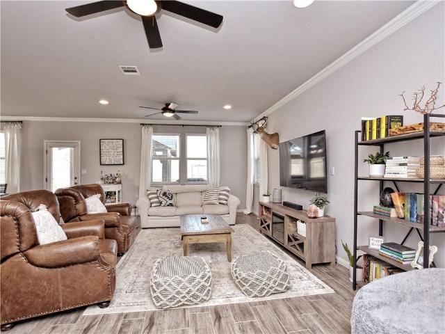 100 Shearwater Ln