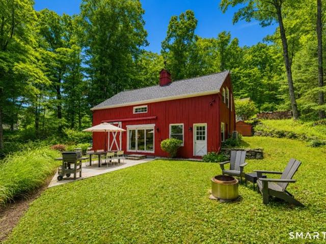 100 Shortwoods Rd, New Fairfield, CT 06812