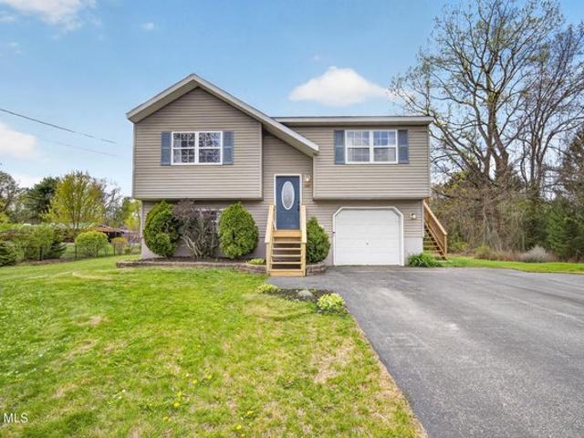100 Sisson Rd, South Glens Falls, NY 12803