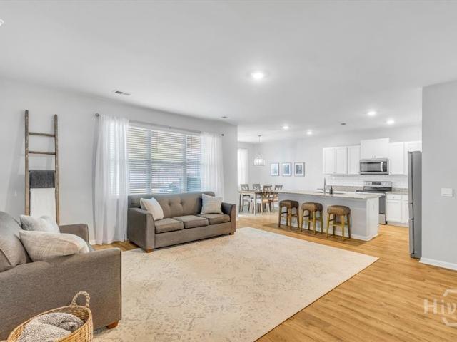 100 Spillway Court