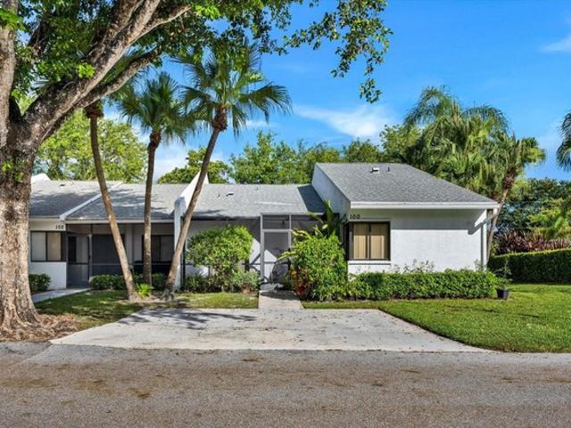 100 Sunshine Blvd, Royal Palm Beach, FL 33411
