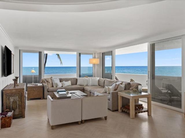 100 Sunrise Ave 212, Palm Beach, US, FL