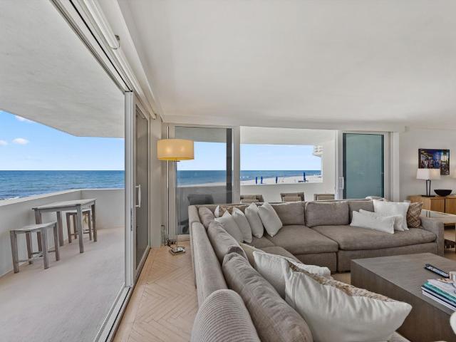 100 Sunrise Avenue 212, Palm Beach, US, FL