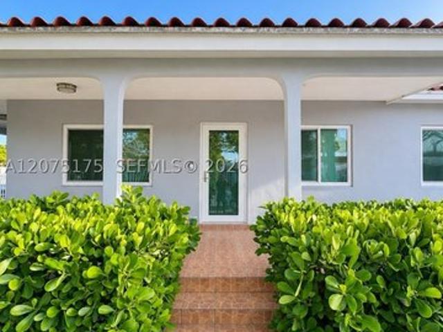 100 SW 51st Ct, Miami, FL 33134