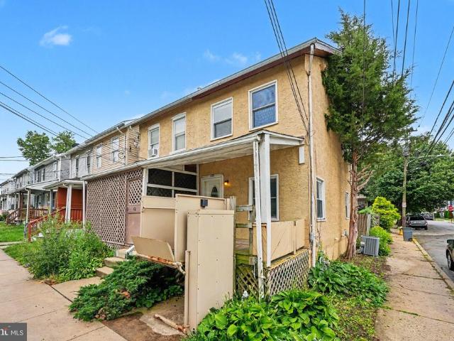 100 Poplar Street