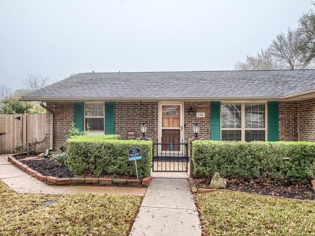 100 Patrick Henry, Schertz, TX 78154 | MLS #1944 | Compass