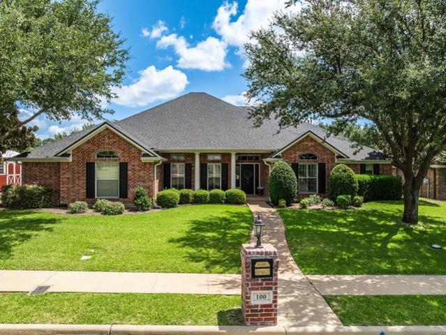 100 Painted Horse Trl, Woodway, TX 76712