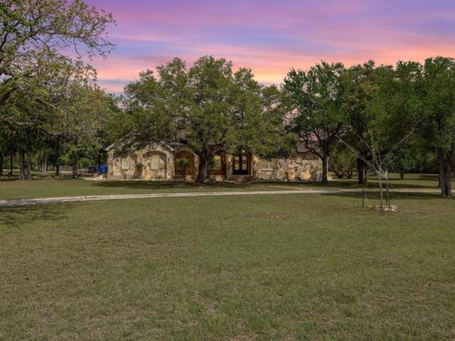 100 Palomino Cv, Jarrell, TX 76537