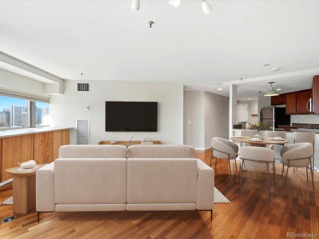 100 Park Avenue # 1907
