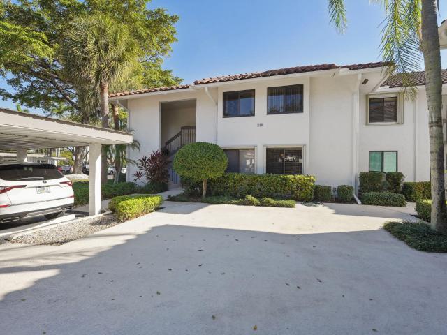 100 Pelican Pointe Dr, Unit 101, Delray Beach, FL 33483 | MLS #B26025 | Compass