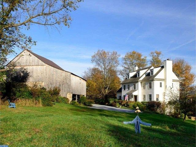 100 Pennfield Dr, Kennett Square, PA 19348