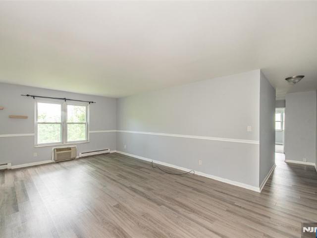 100 Pierson Miller Drive # E4