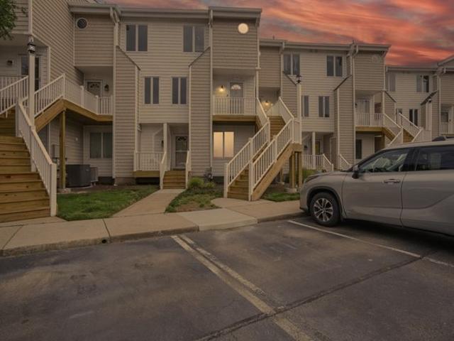 100 Pinewood Rd Apt 128, Virginia Beach, VA 23451