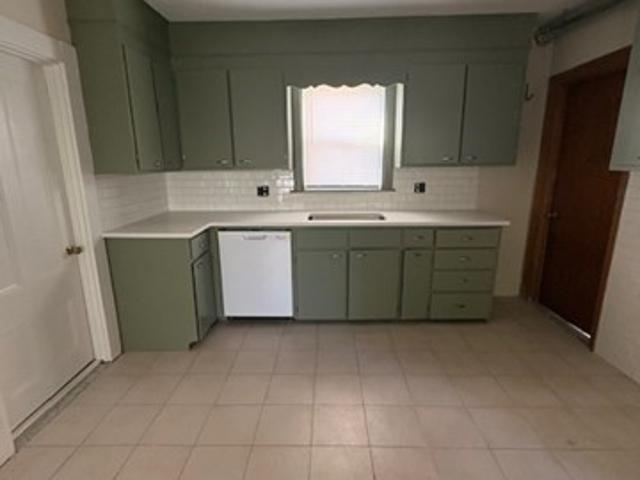 100 Prospect St, Unit 1, Waltham, MA 02453 | MLS #73502 | Compass