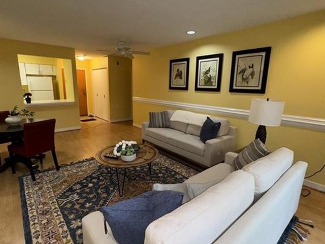 100 Rosemary Way Apt 231, Needham, MA 02494