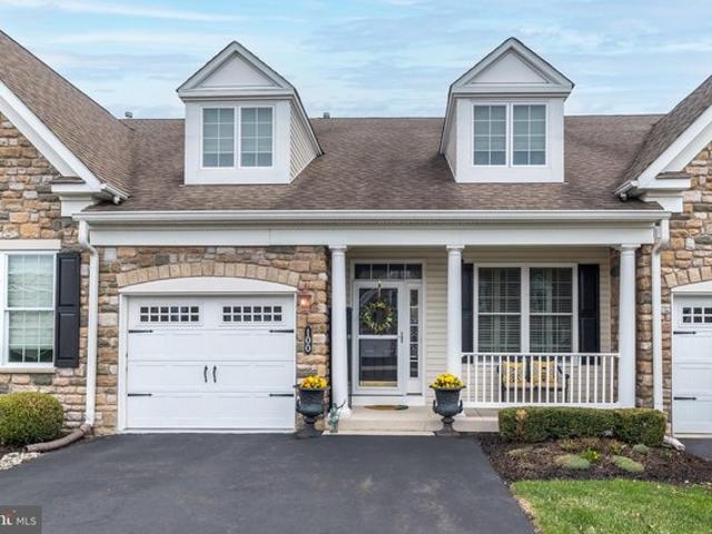 100 Reagan Dr, Sellersville, PA 18960