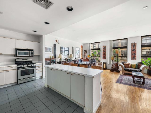 100 Reade Street 4D