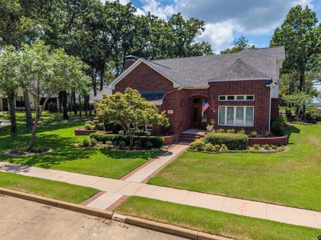 100 Red Oak Ct, Bullard, TX 75757