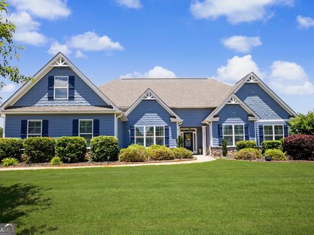 100 Reserve Pl, Senoia, GA 30276