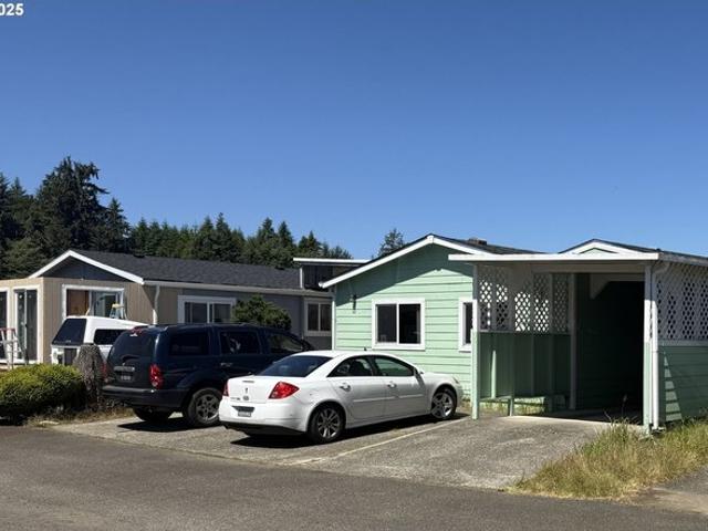 100 River Bend Rd Spc 74, Reedsport, OR 97467