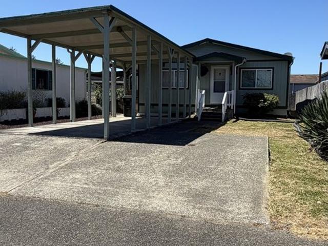 100 River Bend Rd Spc 76, Reedsport, OR 97467