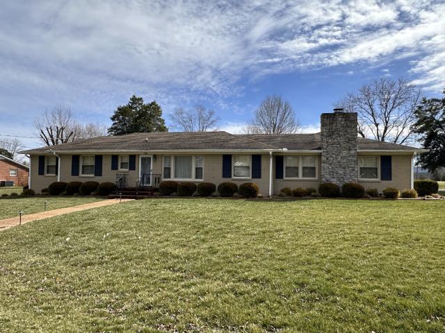 100 River Dr