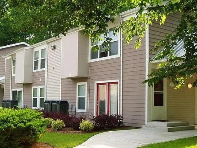 100 Rivermeade Ct, Yorktown, VA 23690