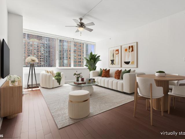100 Riverside Blvd, New York, NY