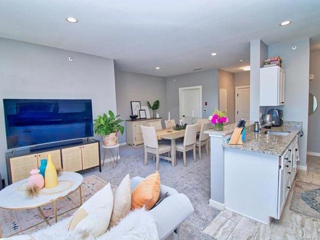 100 Richards Ave #304, Norwalk, CT 06854