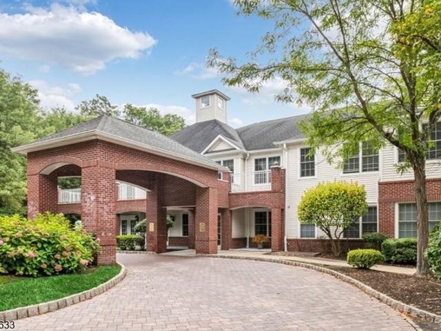 100 Ridgewood Rd Unit 114, Washington Township, NJ 07676