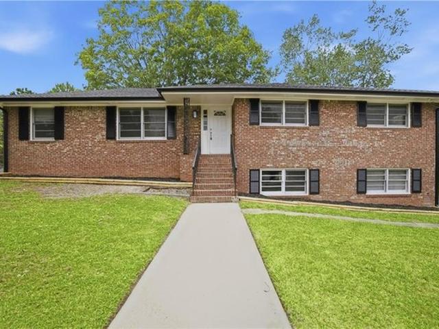 100 Rimel Ln, College Park, GA 30349