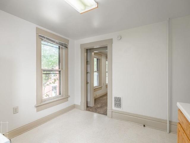 100 W. 6th Ave Studio Apartment for Rent at 100 W 6th Ave, Columbus, OH 43201 Dennison Place
