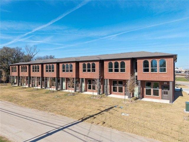100 W 33rd St, Bryan, TX 77803