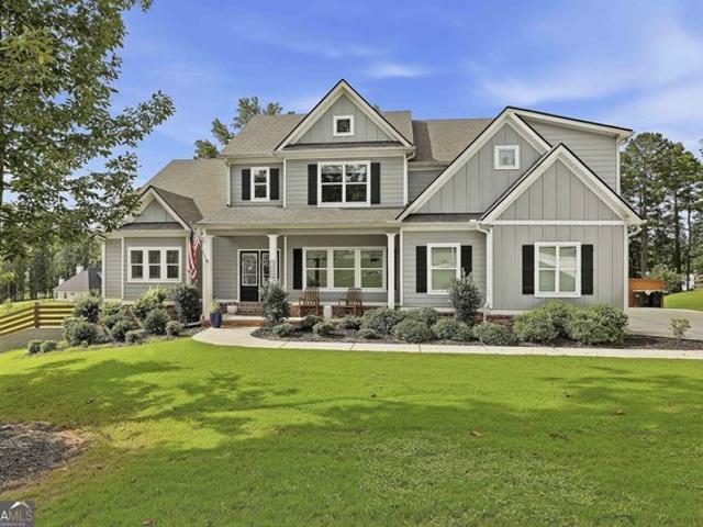 100 W Wind Ct, Tyrone, GA 30290