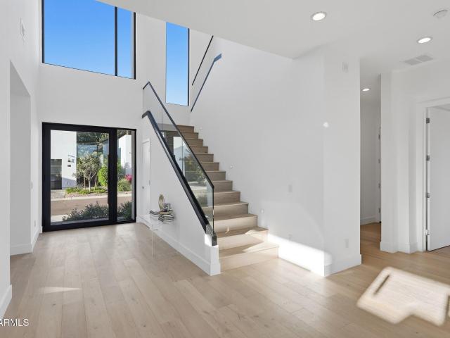 100 W Northern Avenue # 7