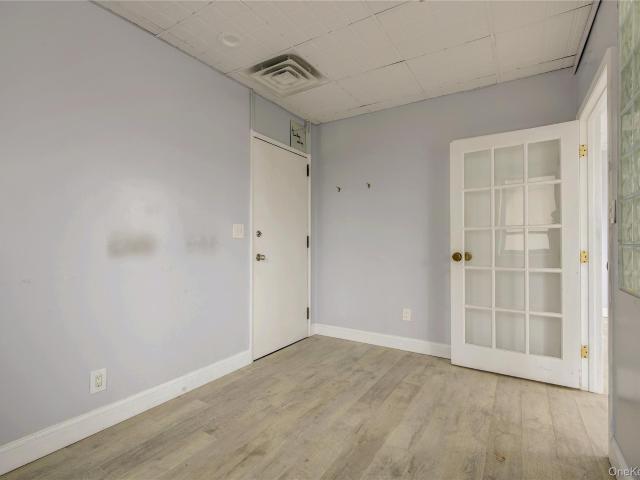 100 W Park Avenue 201