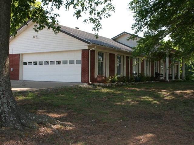 100 W Penn, Portia, AR 72433