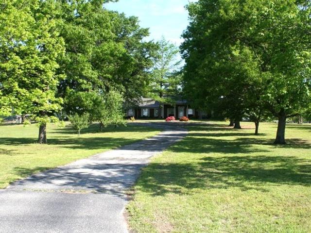 100 W Penn, Portia, AR 72433
