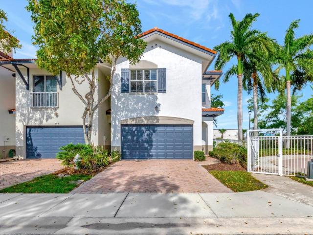 100 W Prive Cir, Delray Beach, FL 33445 | MLS #B26008 | Compass
