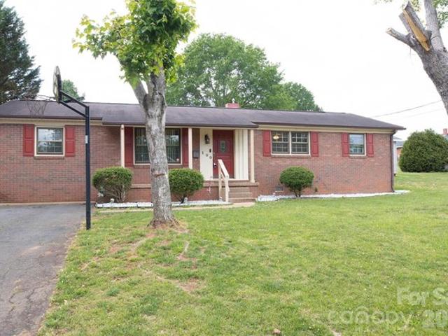 100 Woodward Ave, Morganton, NC 28655
