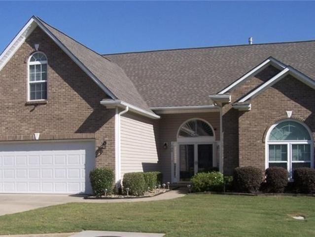 100 Worcester Ln, Easley, SC 29642