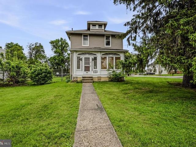100 Washington Ave, Elsmere, DE 19805