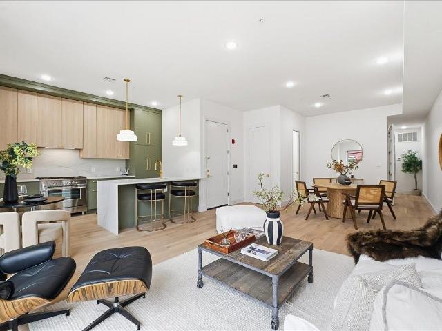 100 Webster Ave # 2