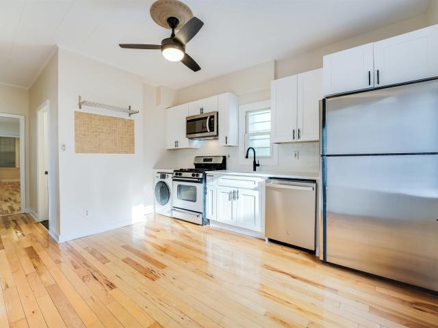 100 West 17Th St # 1