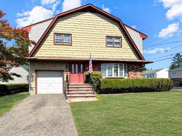 100 Westminster Pl, Saddle Brook, NJ 07663