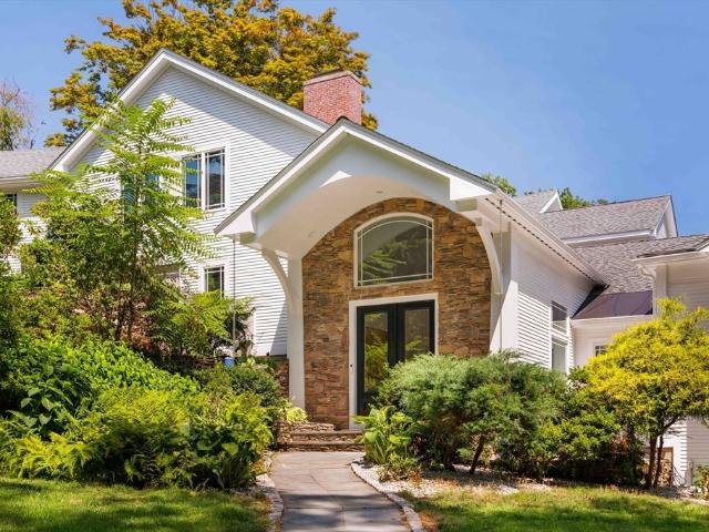 100 Westcliff Rd, Weston, MA 02493 | Compass