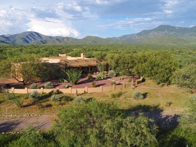 100 Willow Cross Cir, Nogales, AZ 85621