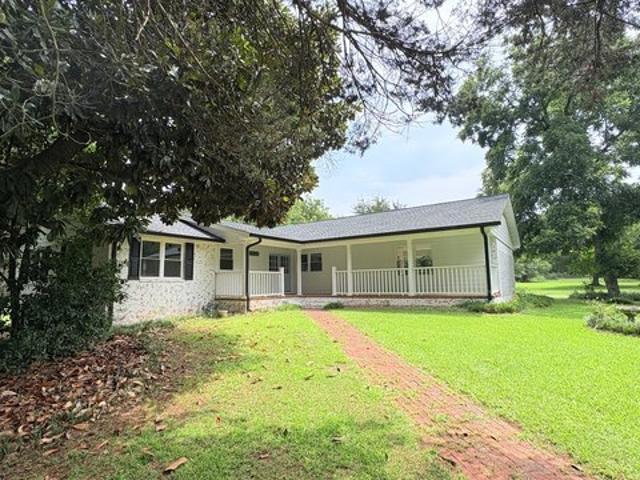 100 Williamsburg Ln, Athens, GA 30605