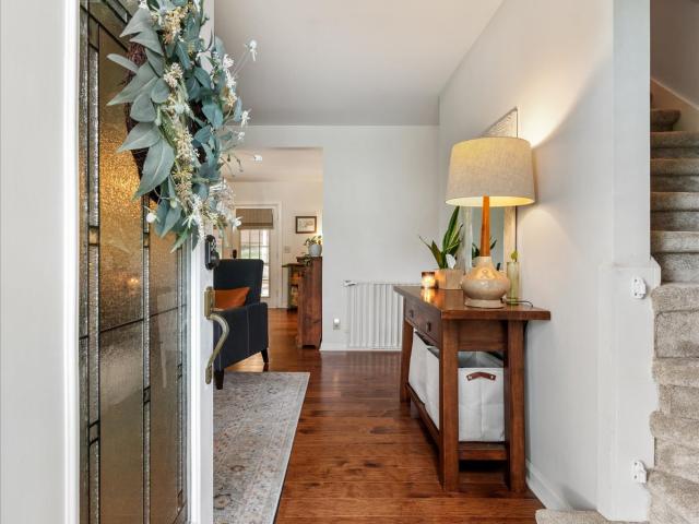 100 Windward Dr